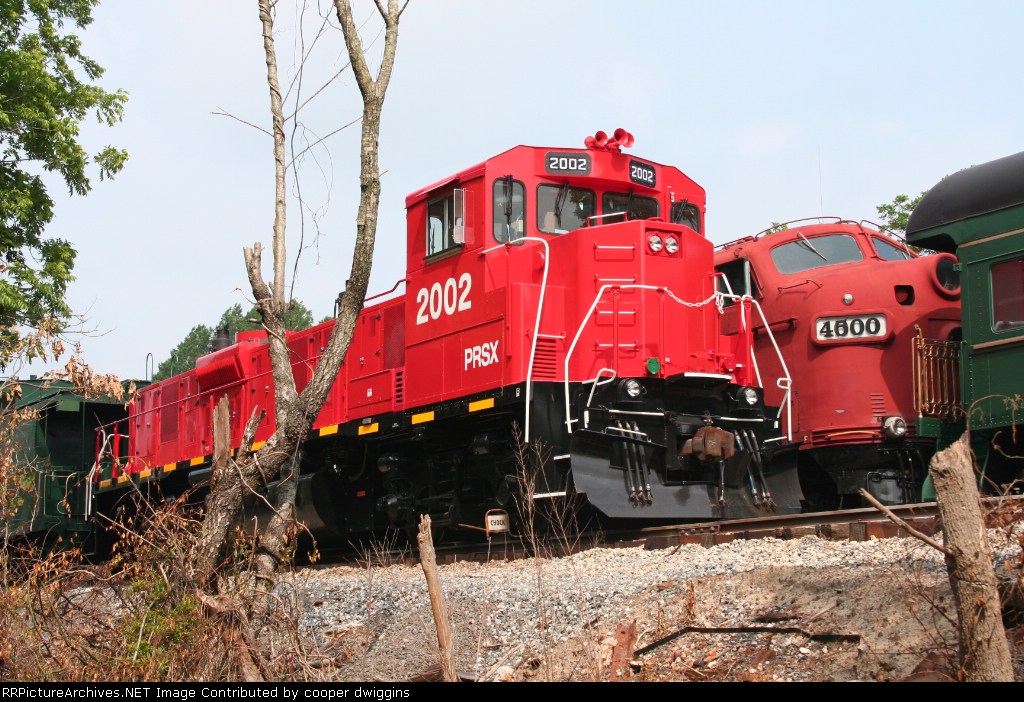 PRSX2002 sits beside the F unit